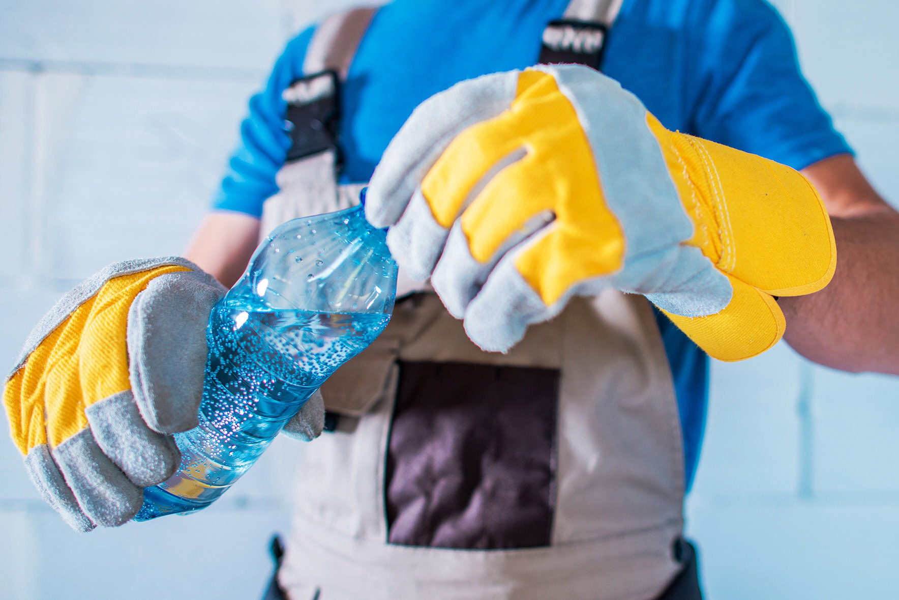 How Facility Managers Can Keep Crews Cool When Working in Extreme Heat ...